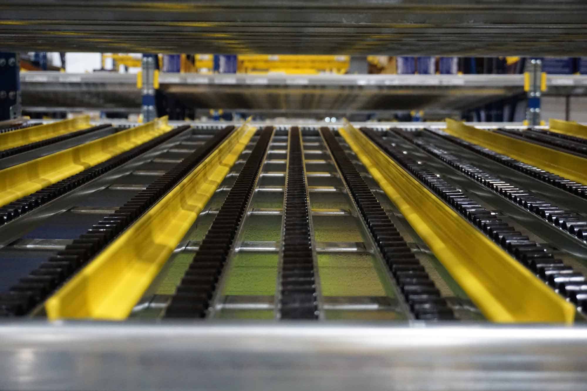 High Volume Carton Flow Racks | Southwest Warehouse Solutions