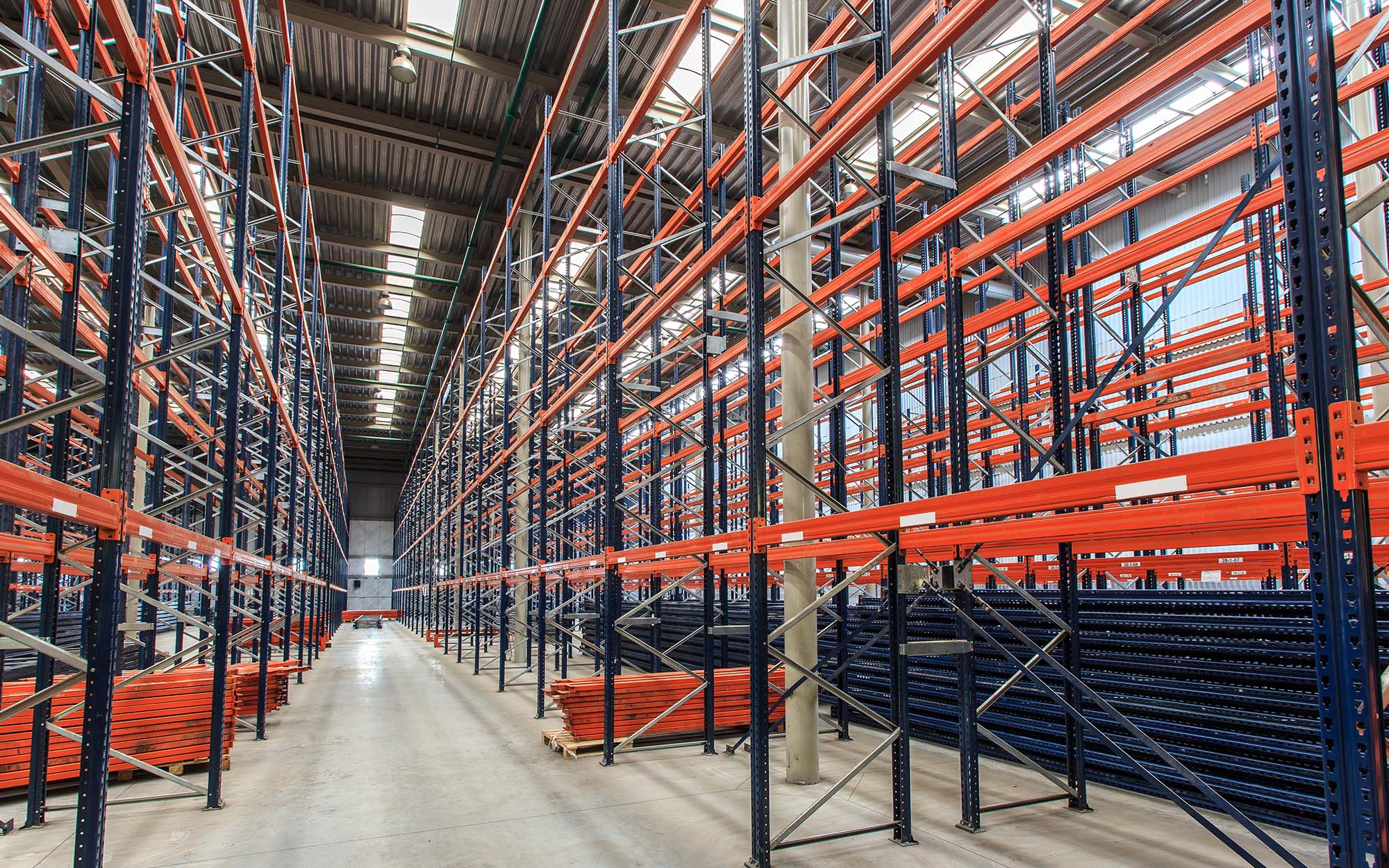 Understanding Warehouse Pallet Racking Configurations